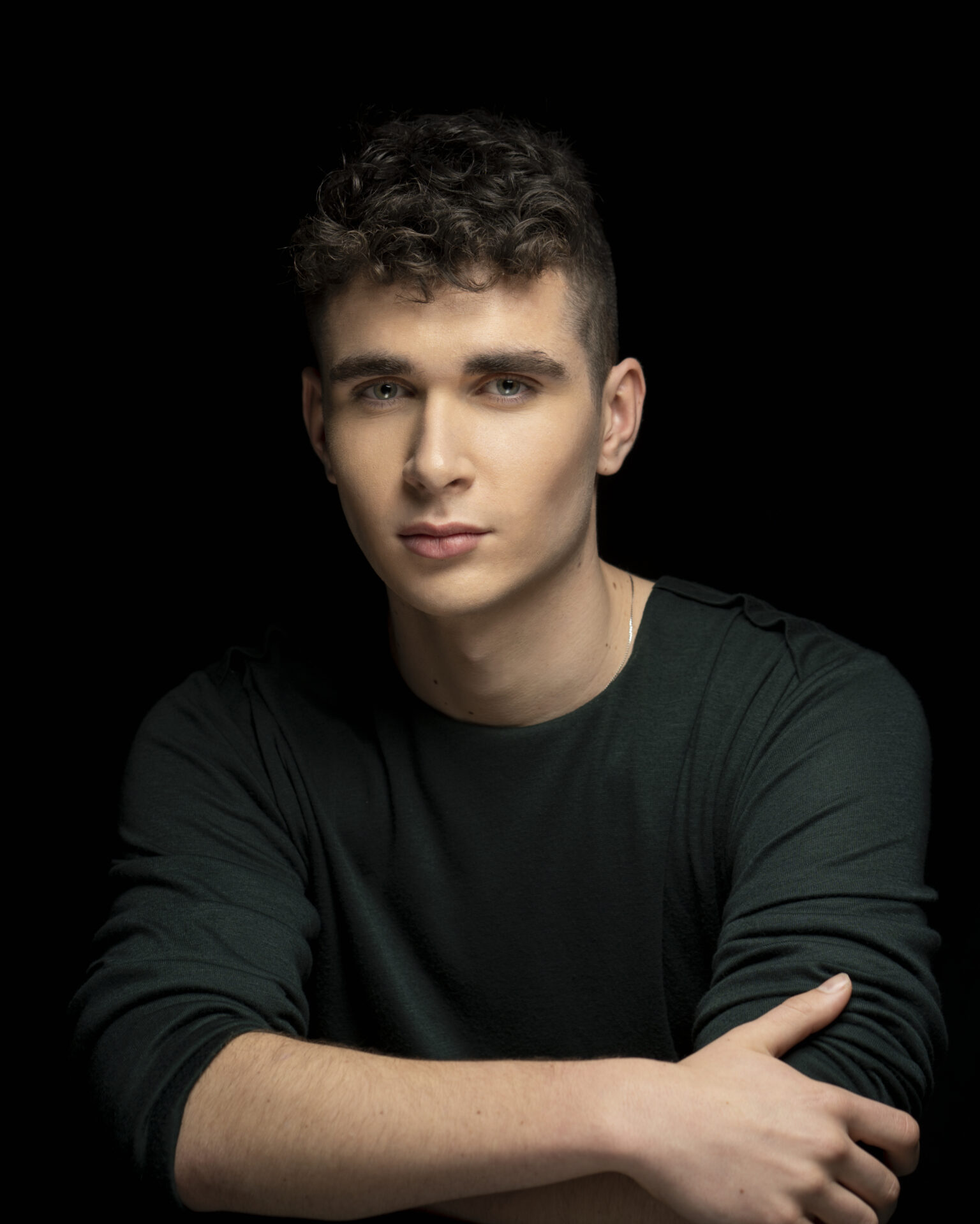 Victor Vernicos releases ‘The 968 Paradox’ – ESCXTRA.com